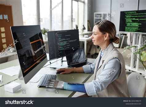 Bionic Arm Medicine Mais De 1017 Fotos Stock Licenciáveis E Livres De