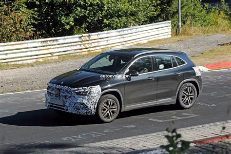 2024 Mercedes Benz Gla Leaves The Crowded Spaces Behind Hits The Ring