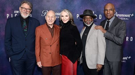 Star Trek Picard Actors Reunite For Final Season Patrick Stewart