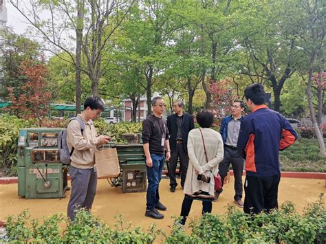 武汉大学大学生工程训练与创新实践中心赴工训中心参观交流 上海大学工程技术训练中心