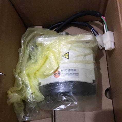 Omron R88g Hpg32a331k0b Decelerator For 1kw Cylindrical Servomotors