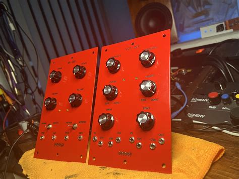 putting together a modular synth for my friend r synthdiy