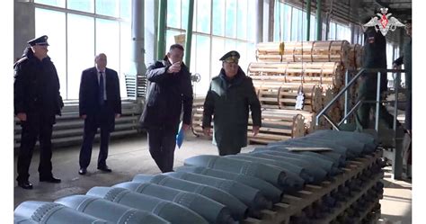 Британското разузнаване Русия няма достатъчно оборудване за 2 нови армии