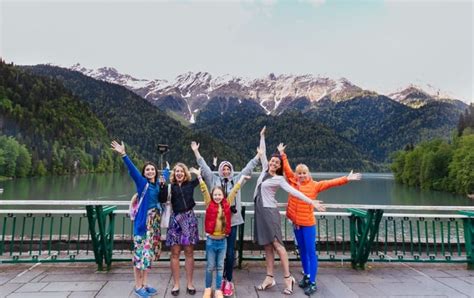 რუსი ტურისტები სამოგზაუროდ ყველაზე ხშირად საქართველოს ირჩევენ Bpn