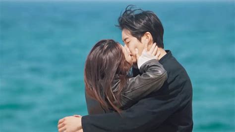 종영까지 딱 1회 남았는데이 키스신 때문에 난리 난 한국 드라마 위키트리