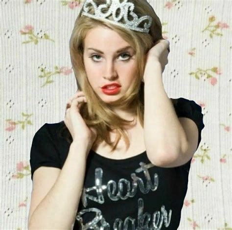 Lizzy Grant