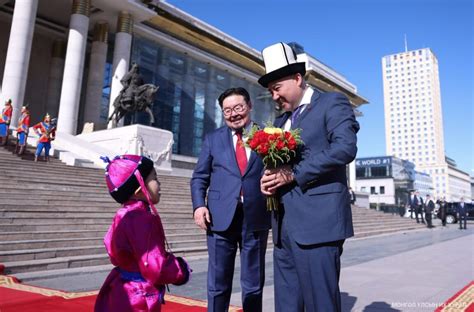 Монгол Улсын Их Хурлын дарга Г Занданшатар Бүгд Найрамдах Киргиз Улсын парламентын дарга Н