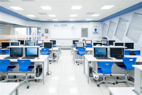 Parqueos Universidad Mariano G Lvez De Guatemala