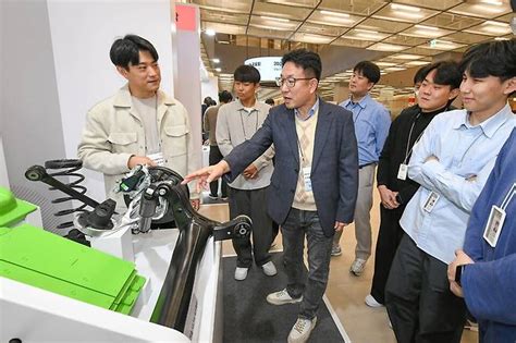 현대모비스 섀시·콕핏·프론트엔드 등 자동차 3대 모듈 총 22개 신기술 공개 M투데이