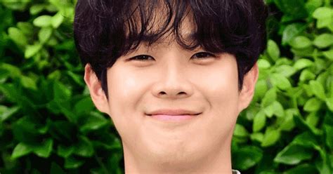 최우식 나영석pd 예능 검토새 식당 시리즈 함께 할까