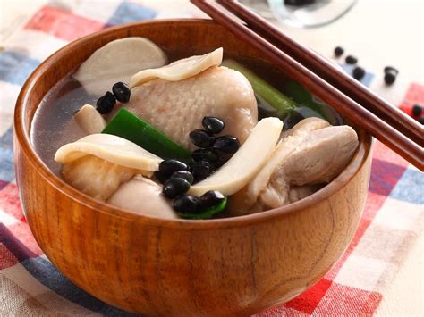 杏鮑菇黑豆煲雞湯營養師的日日好湯 by 幸福文化 愛料理
