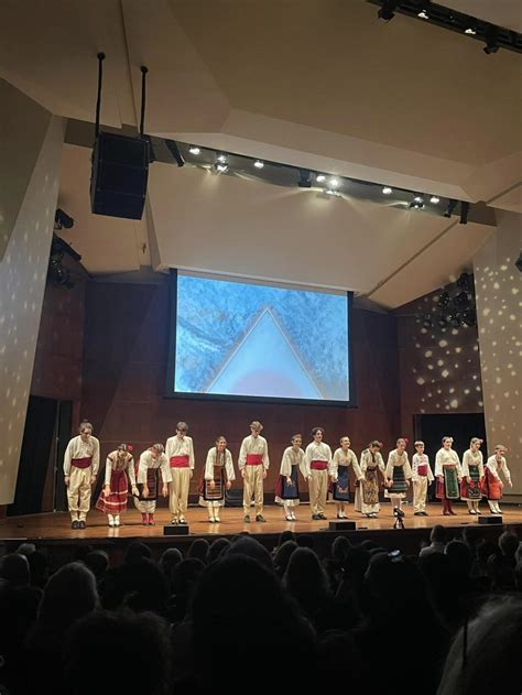 Концертът на българската общност в Сиатъл „РÀСТИ БОРЕ “