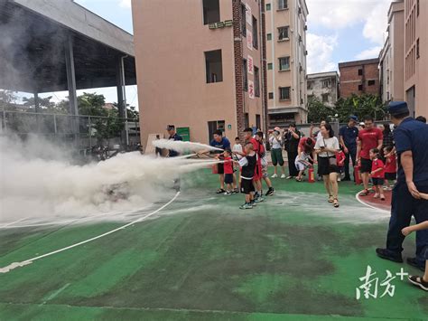 平安暑假 消防“童”行丨多形式多举措，东莞消防筑牢社会面防控网宣传活动候鸟
