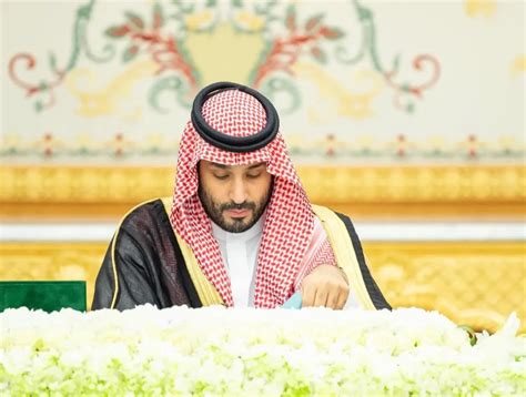 Crown Prince Chairs Cabinet Session To Review Wef Outcomes Leaders