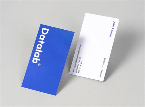 전문적인 디자인을 위한 무료 일반 명함 템플릿 1 페이지 미리캔버스