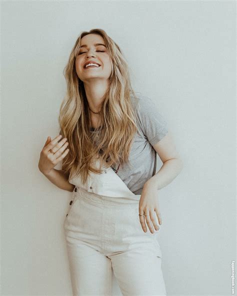 Roan Curtis Roancurtis Nude Onlyfans Leaks Fappening Fappeningbook