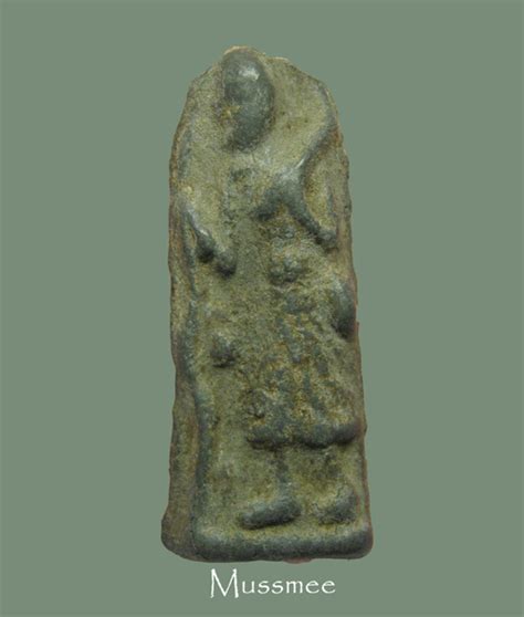 พระสิวลี เนื้อชินยุคต้น หลวงพ่อกวย วัดโฆษิตาราม พิมพ์มีย่าม องค์นี้ออกชินเขียว เคาะเดียว