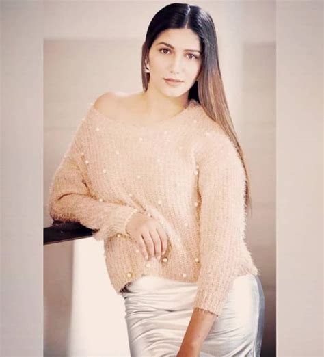 Sapna Choudhary Looks Drop Dead Gorgeous In Latest Instagram Pictures