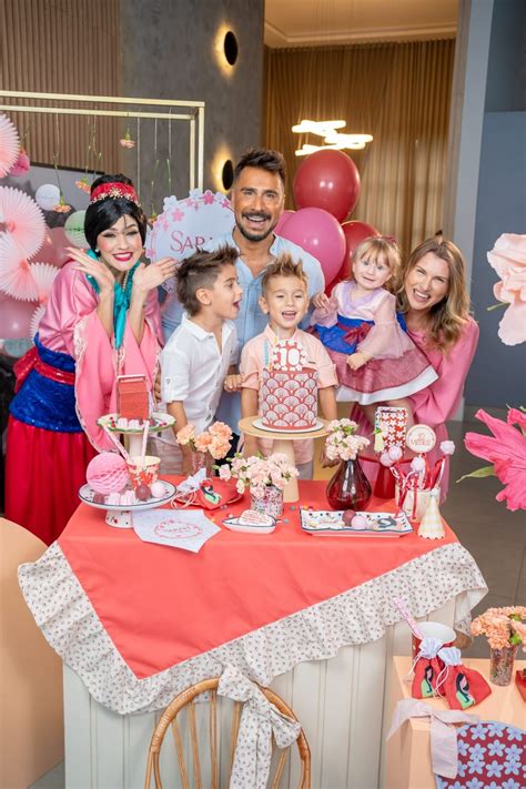 Julio Rocha celebra meses da terceira filha com festa temática veja fotos