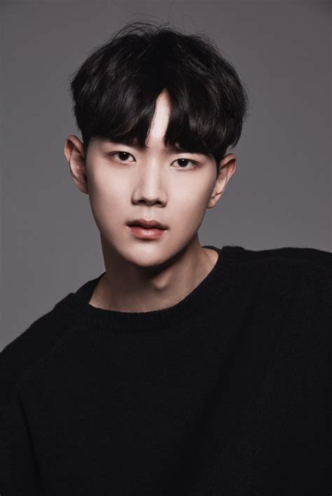 Lee Hyun Jun 1995 Asianwiki