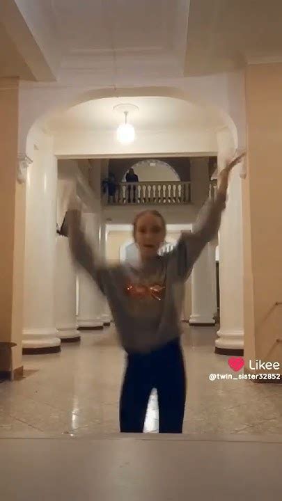 На танцах 🎧 Youtube