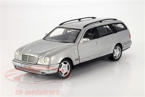 Minichamps 118 Mercedes Benz E Class Avant Garde Silver Mb B66005235