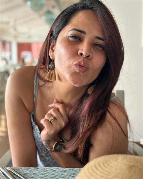 Anasuya Bharadwaj Ravishing In Her Latest Photoshoot Goes Viral On Social Media Ta Anasuya