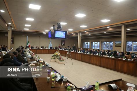 نشست معاون رئیس جمهور و رئیس سازمان حفاظت محیط زیست با فعالان محیط زیست استان اردبیل ایسنا