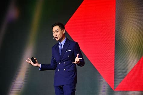 261 Hours Per Year On Powerpoint Thats What An Average Person Spends