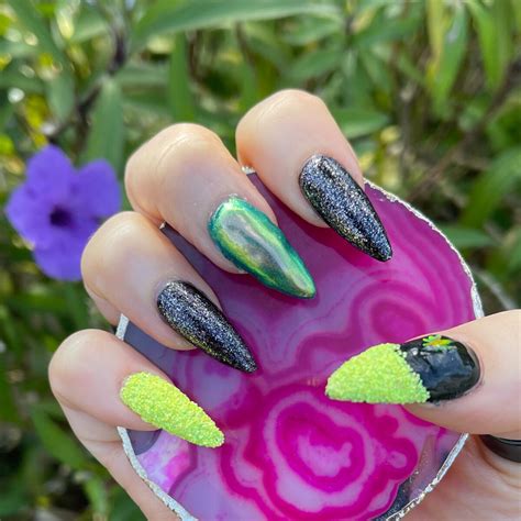 420 Nail Art