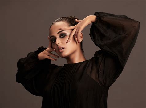 Asna Abdeen Portfolio Behance