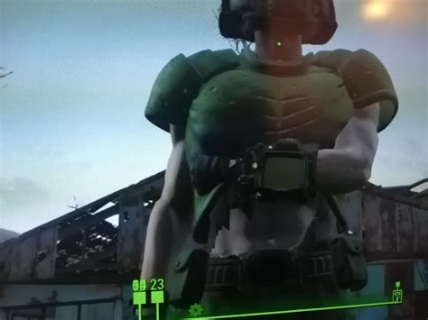 When I Enter 3rd Person My Characters Arm Is Like This Theres No Broken Limbs Or Anything Rfo4