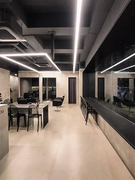 블랙톤의 고급스럽고 모던한 22평 미용실 인테리어 디자인 인테리어 인테리어 디자인 뷰티 살롱 디자인