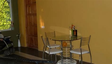 საოჯახო სასტუმრო მწვანე სახლი წაღვერი საქართველო Hotel24 Ge