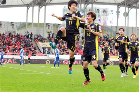 명가 재건 꿈꾸는 성남 Fc서울 잡고 Fa컵 우승 노린다 축구 기사 더팩트