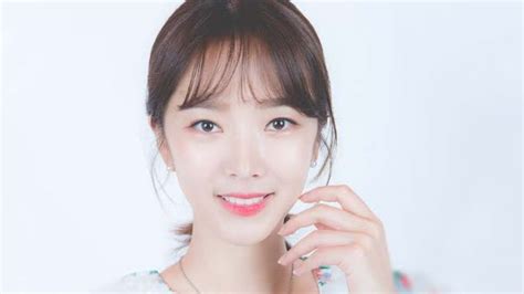 Bae Seul Gis Exciting Pregnancy Announcement Otakukart