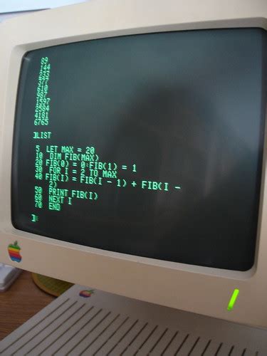 Applesoft Basic Datahistorie