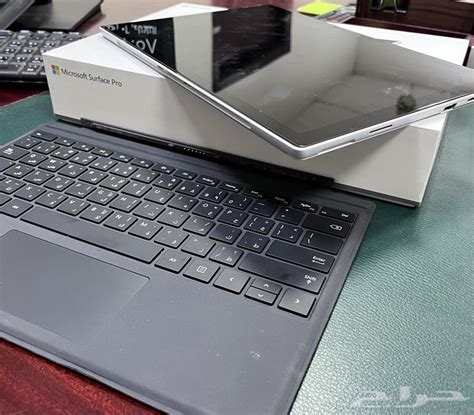 لاب توب 2 1 مايكروسفت سيرفس برو 7 حراج