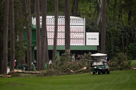 The Masters Trees Fall Near Patrons At Augusta National Bunkered Co Uk