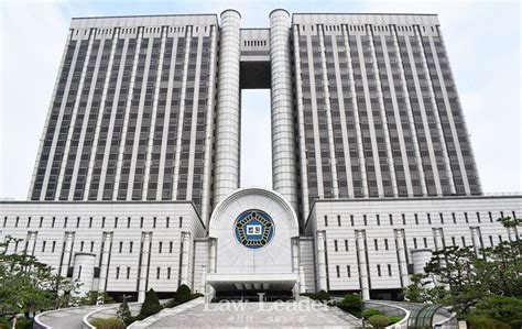 착한법 변호사들 법원 ‘50억 클럽 부패 카르텔 상식적 판단해야” 착한법 변호사들 법원 ‘50억 클럽 부패 카르텔 상식적 판단해야”