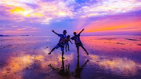 이시가키 섬의 절경 명소에서 석양을 바라보는 카약 투어를 예약・소인수제 일본 오키나와 Kkday