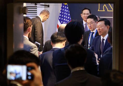 韓 재계 총수들 러트닉 장관과 1시간 반 회동 후 만찬 “대화 잘됐다”