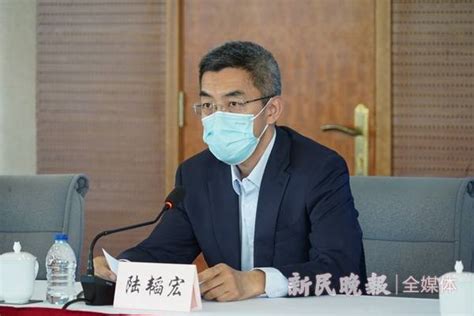 今天15时起 普陀区石泉社区文化活动中心调整为低风险地区 ｜ 疫情防控发布会上海市陆韬宏陈炅玮