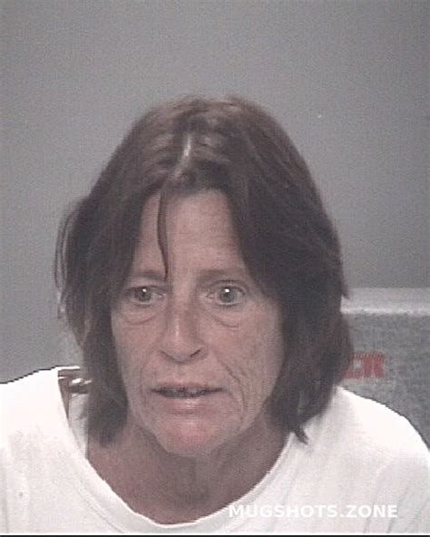 Hirr Danette 06 04 2023 Pasco County Mugshots Zone