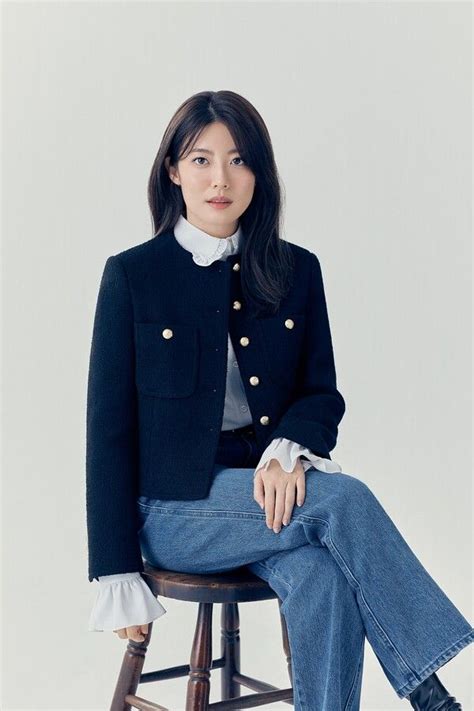 Pin By Miar Elareny On Batron Casual Work Outfits Women Kpop Fashion Outfits Winter Fashion