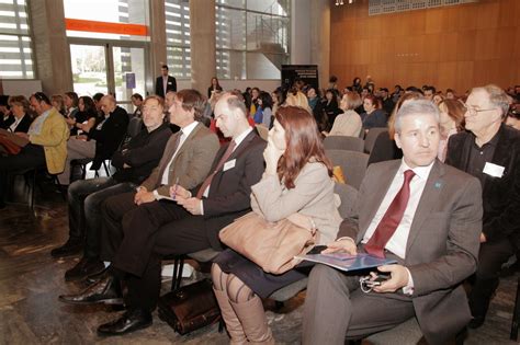 ΕΙΡΗΝΗ ΒΑΣΙΛΟΠΟΥΛΟΥ