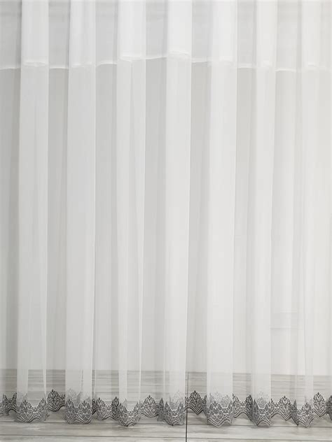 Тюль фатин з візерунковим низом Below крем з сірим Next Uafootball