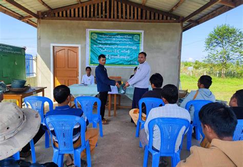 မိုင်းရယ်မြို့နယ် ကျေးလက်ဒေသဖွံ့ဖြိုးတိုးတက်ရေးဦးစီးဌာနရုံးတွင် အသက်မ