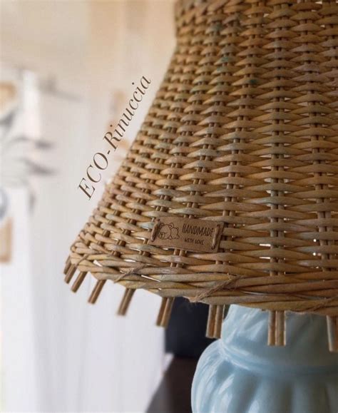 Плетёный абажур из бумажной лозы