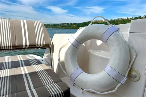 Personal Flotation Devices Everything You Need To Know